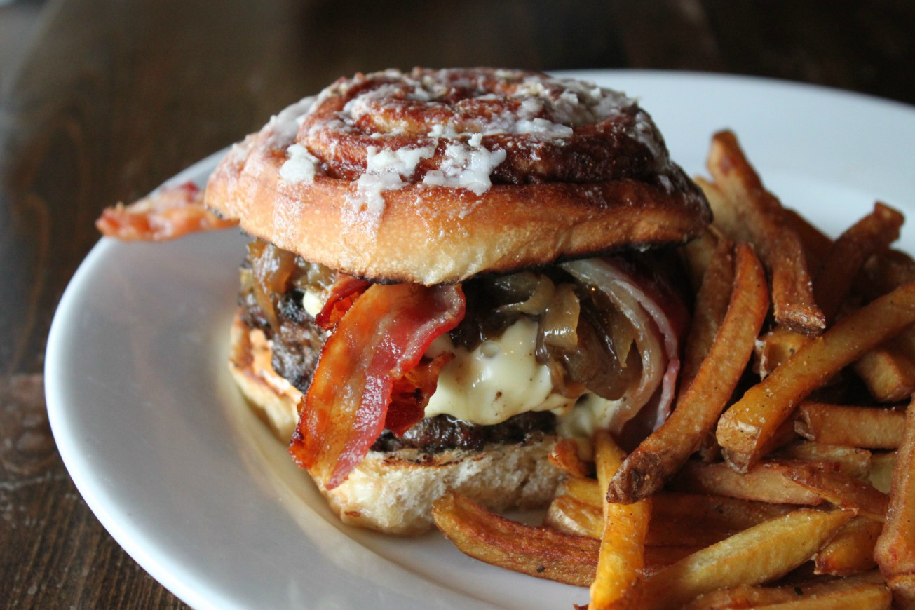 6 hamburger strani che non avete mai mangiato