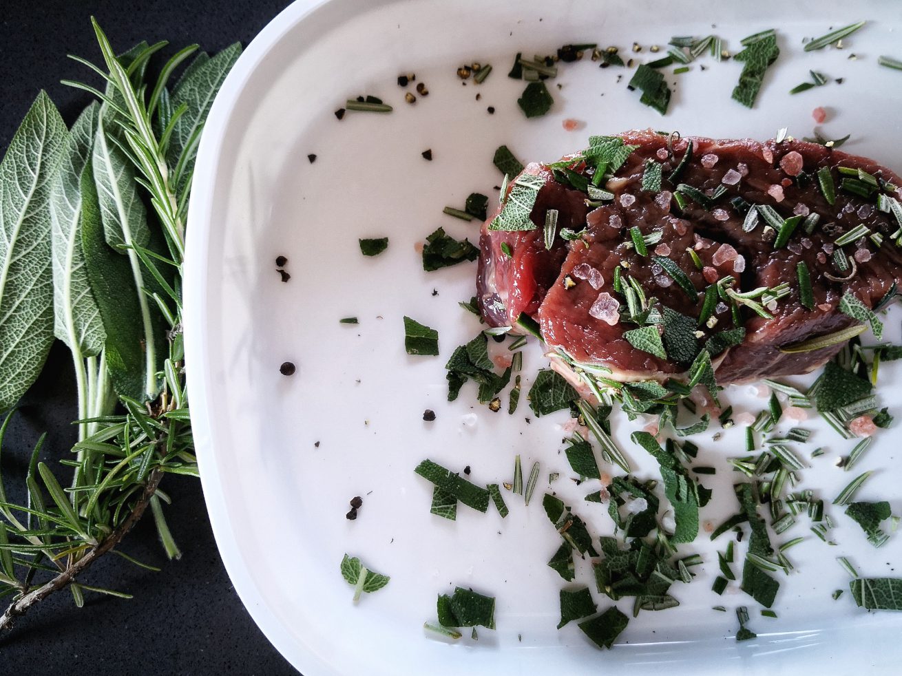 Filetto di cervo con frutti rossi e zenzero, ricetta