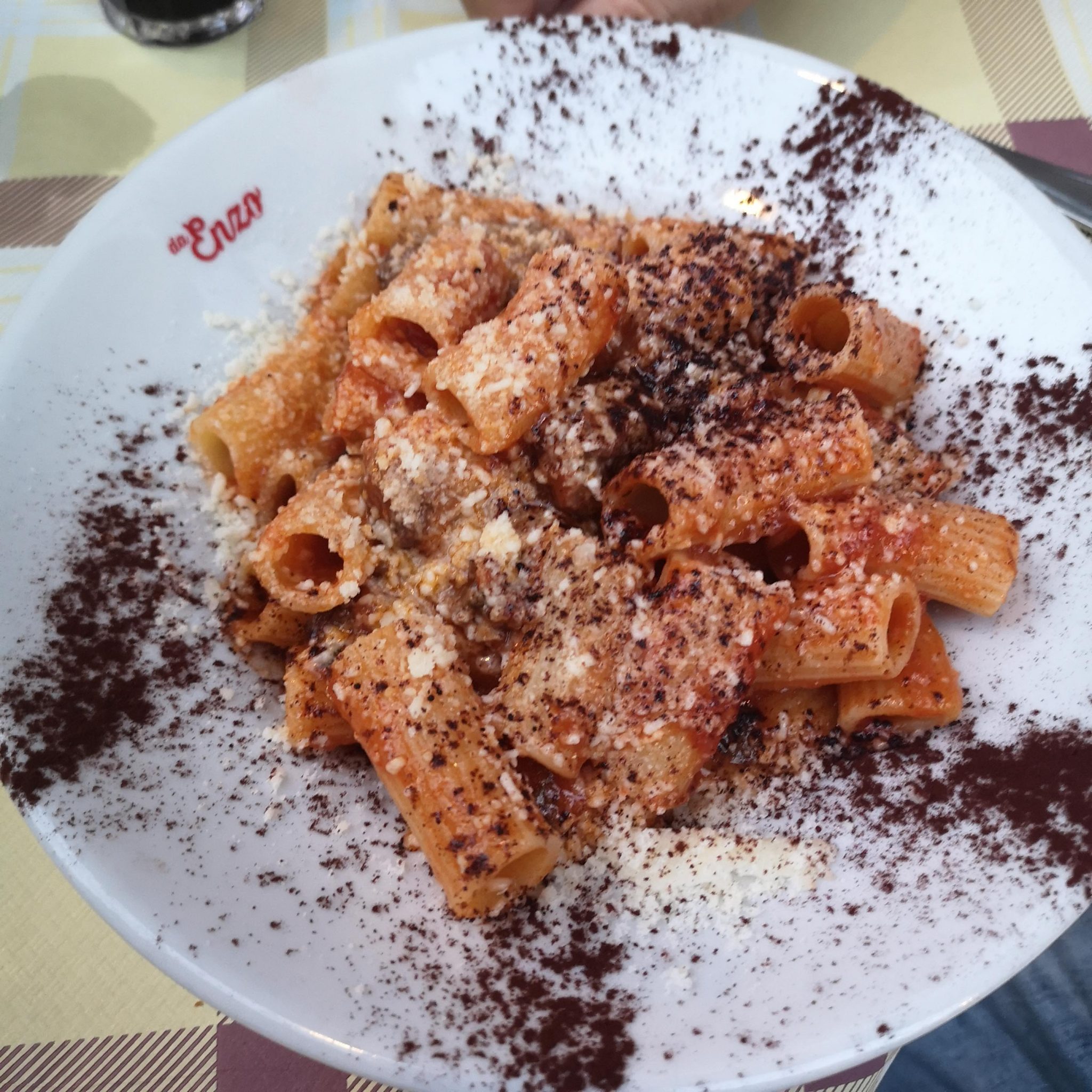 Trattoria Da Enzo al 29 a Roma: menu, prezzi, recensione