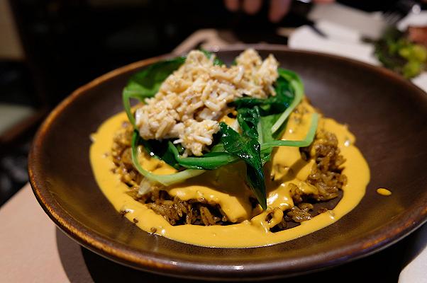 Chi è chef Jeremy Chan e com'è mangiare nel suo ristorante "estraniante"