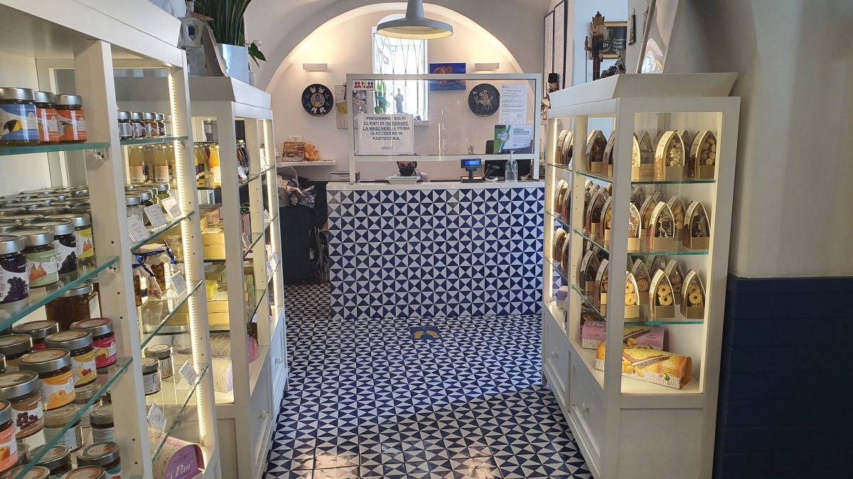 Pasticceria Sal De Riso a Minori, recensione: la migliore ricotta e ...