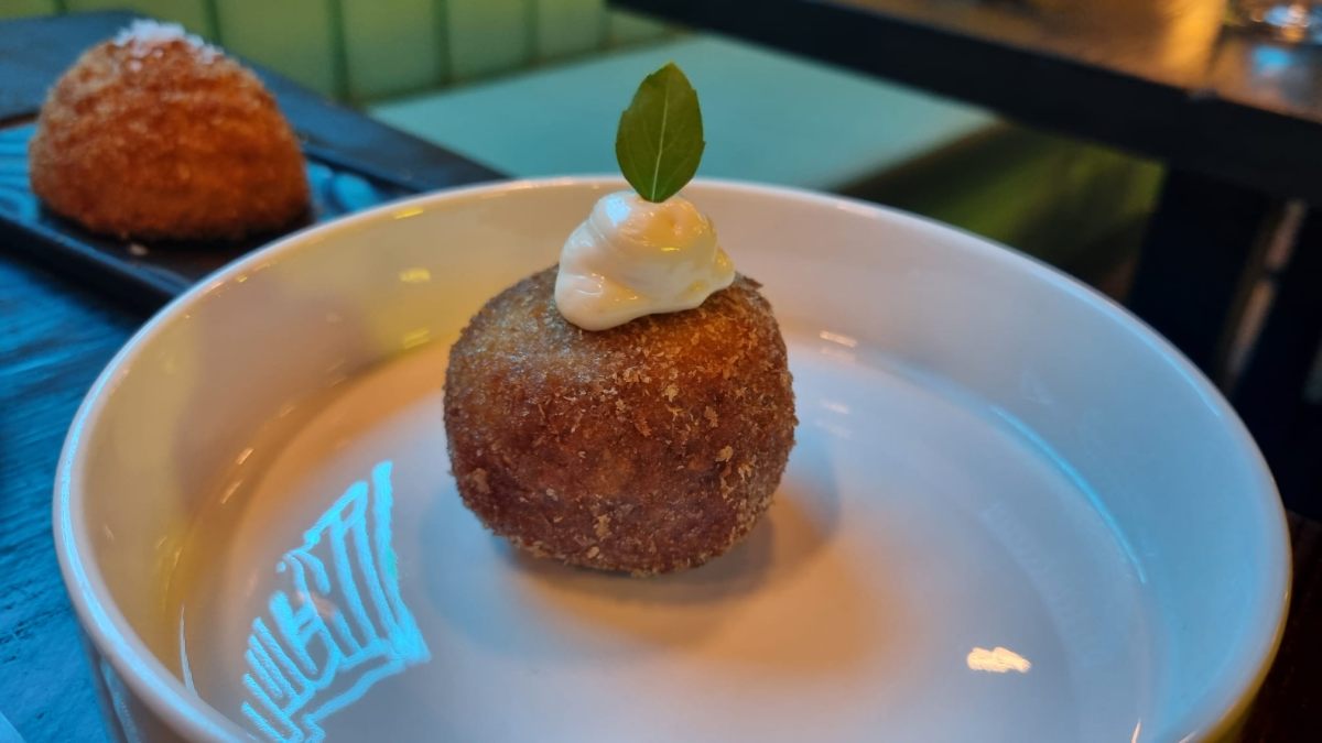 Crunch a Roma, recensione: la nuova generazione della pizza romana a ...