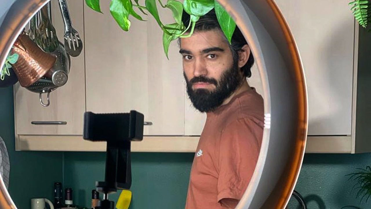 Lorenzo Biagiarelli assente da È sempre mezzogiorno, Antonella Clerici ... Lorenzo Biagiarelli assente da È sempre mezzogiorno, Antonella Clerici ...