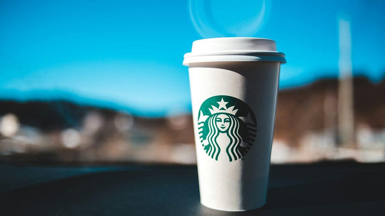 Starbucks apre il primo store in Sardegna