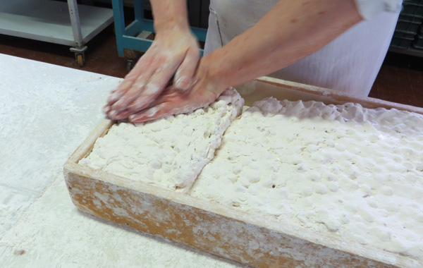 Come si fa il torrone alle nocciole